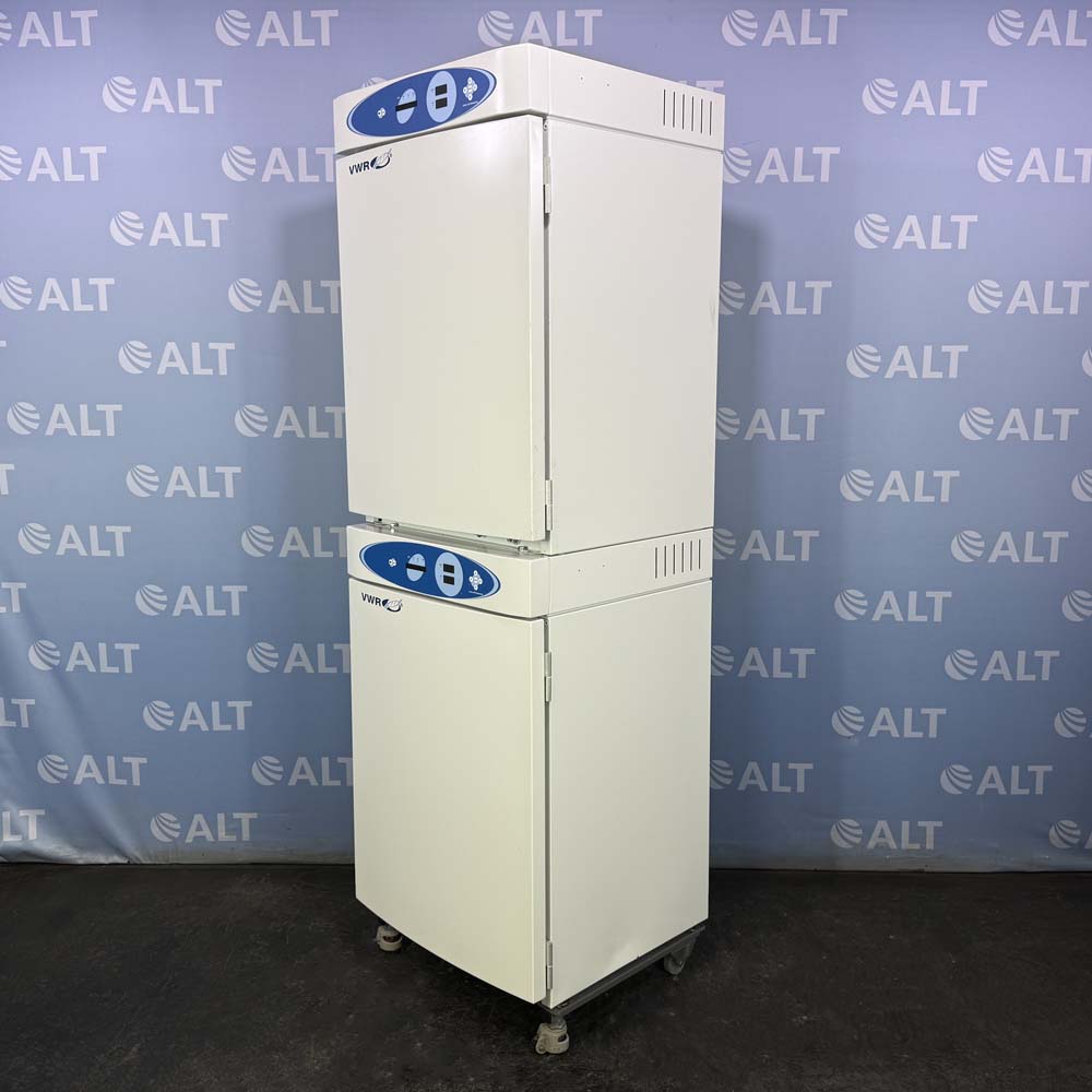 VWR Water Jacketed CO2 Incubator, Cat. No. 10810-744 (Dual Stack)